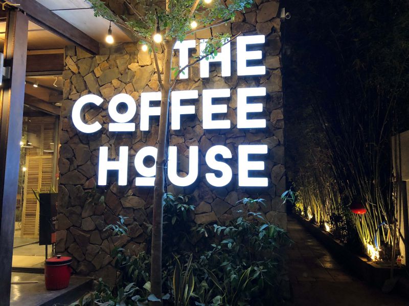 THE COFFEE HOUSE